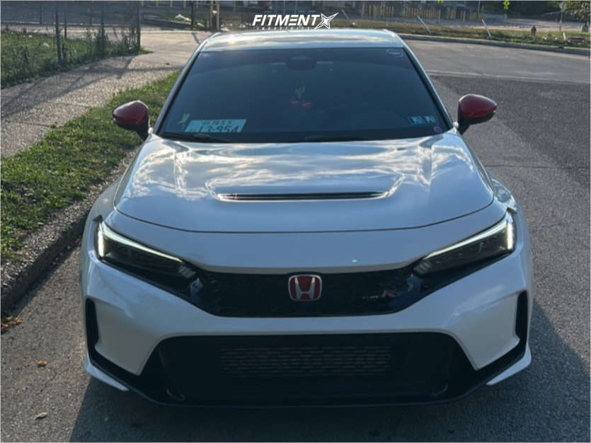 2023 Honda Civic Type R with 18x8.5 Enkei Ts-7 and Toyo Tires 235x40 on ...