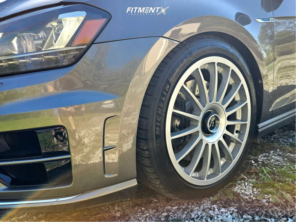 2017 Volkswagen Golf R Base with 18x8.5 Fifteen52 Podium and Michelin ...