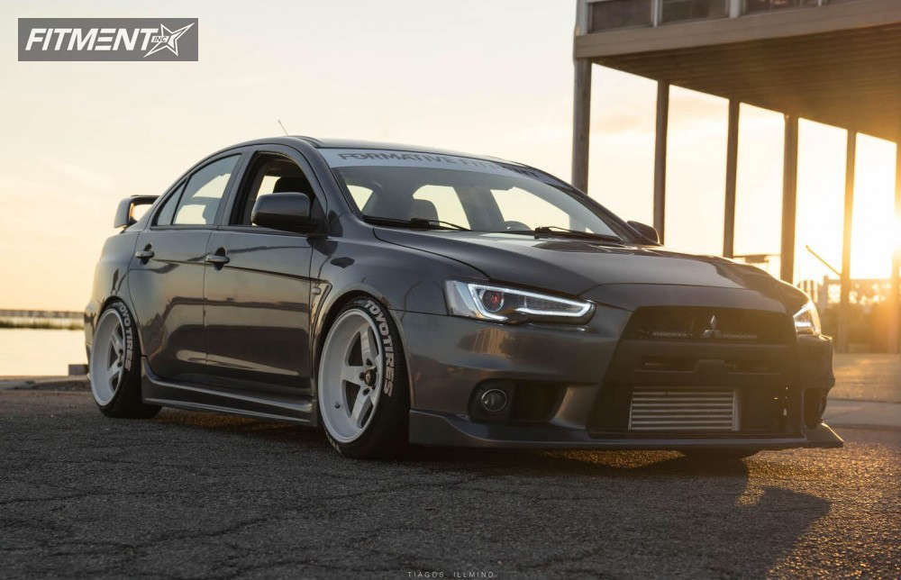 2008 Mitsubishi Lancer Evolution GSR with 18x10 Cosmis Racing Xt-005r ...