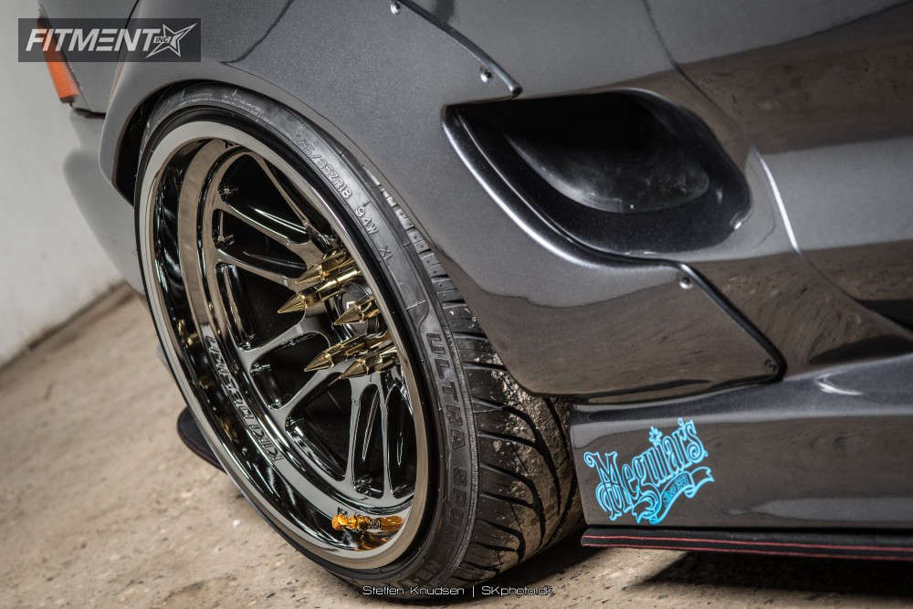 1990 Toyota MR2 Base with 18x9.5 Cosmis Racing XT-206R and Nankang ...