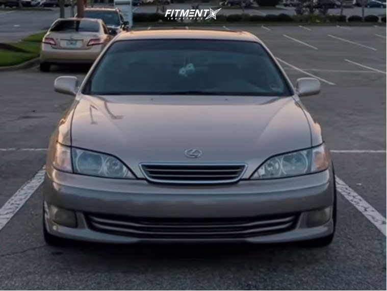 2001 Lexus ES300 Base with 18x8.5 Aodhan Ds05 and Vercelli 225x45 on ...