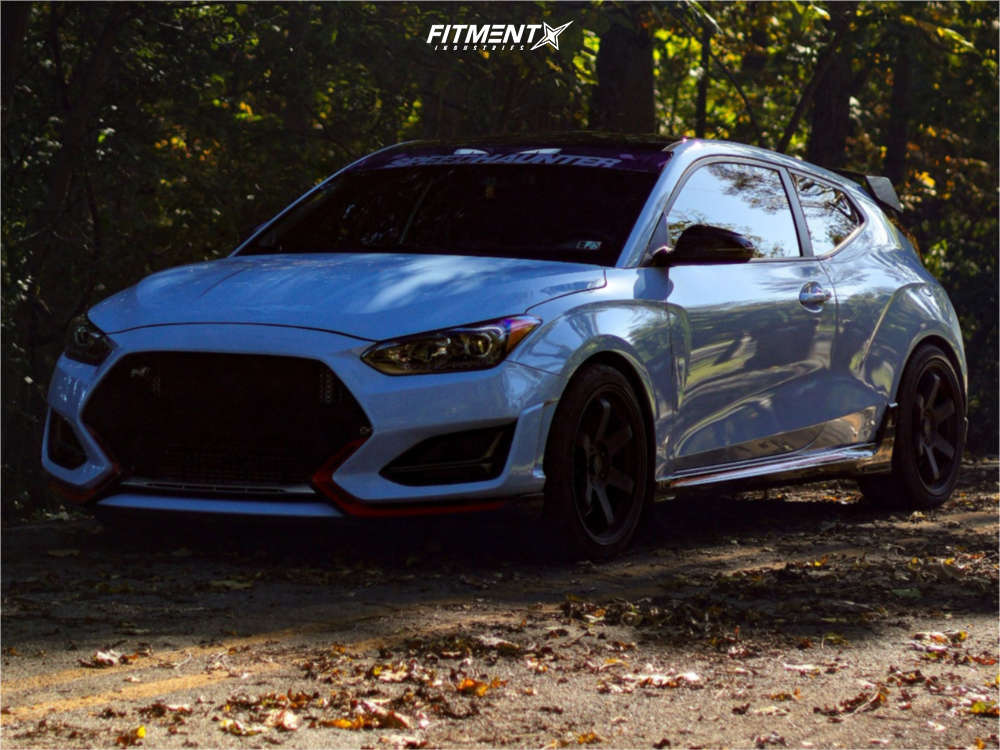 2020 Hyundai Veloster N Base with 18x8.5 AVID1 AV6 and Nitto 225x40 on ...