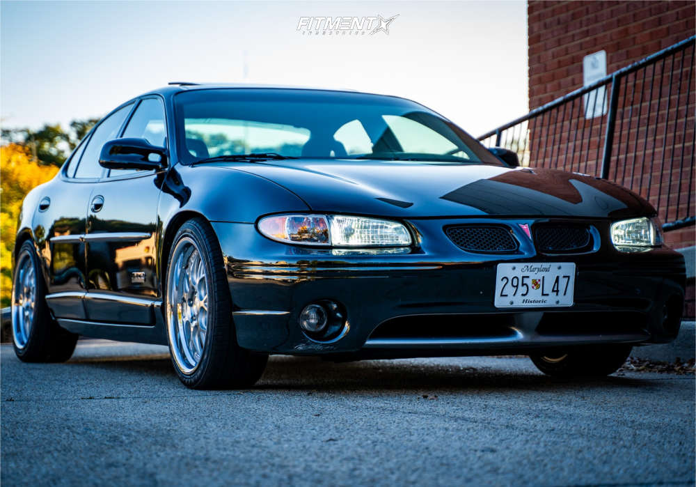 2002 Pontiac Grand Prix GTP with 19x8.5 Rennen Csl-2 and Lexani 245x40 ...