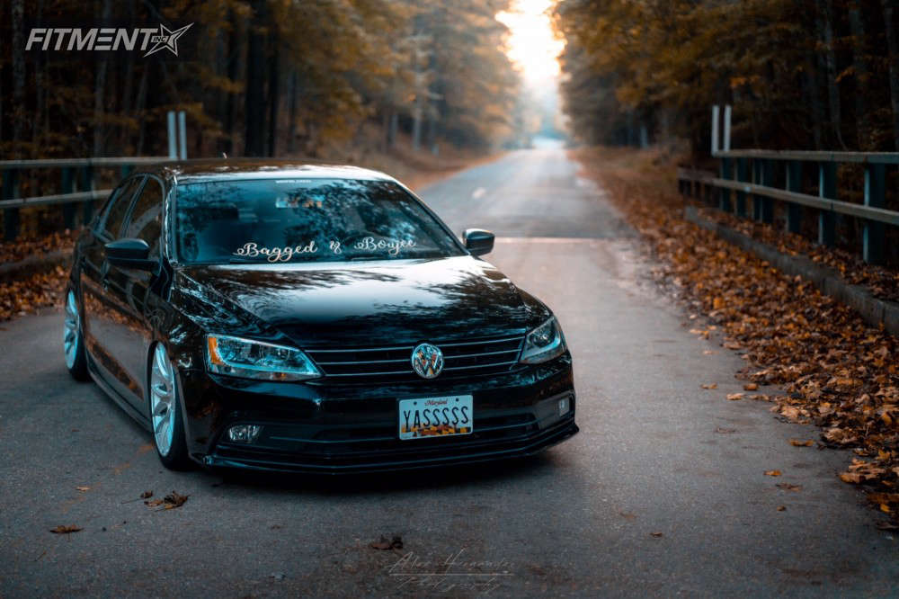 2016 Volkswagen Jetta SE with 18x8.5 Miro Type 111 and Nankang 215x40 ...