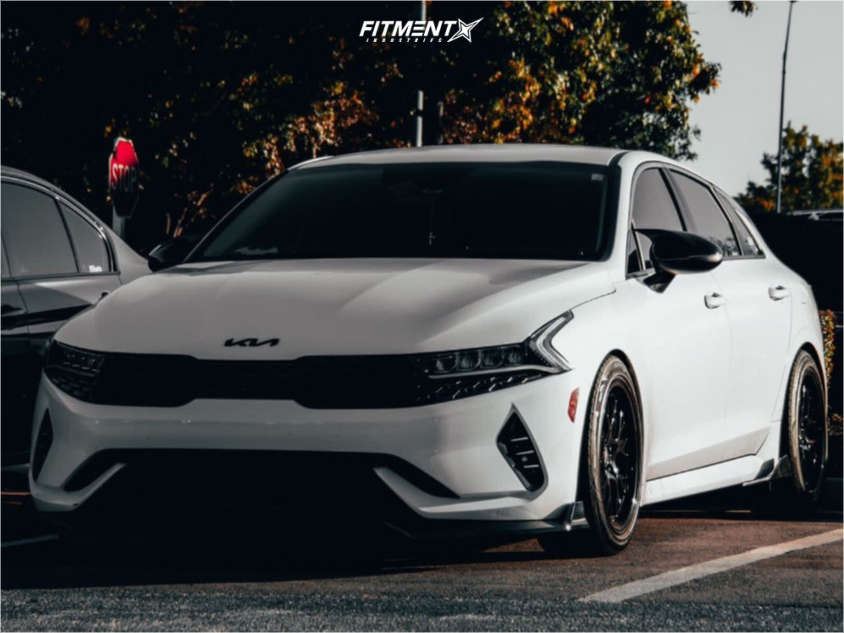 2022 Kia K5 LXS with 18x8.5 ESR Cs11 and Arroyo 235x45 on Lowering ...