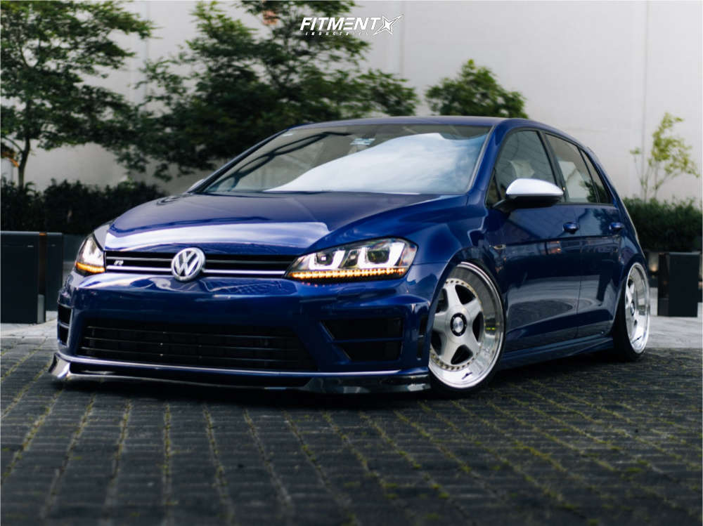 2016 Volkswagen Golf R Base with 19x8.75 OZ Racing Futura and Haida ...