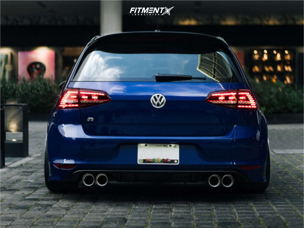 2016 Volkswagen Golf R Base with 19x8.75 OZ Racing Futura and Haida ...