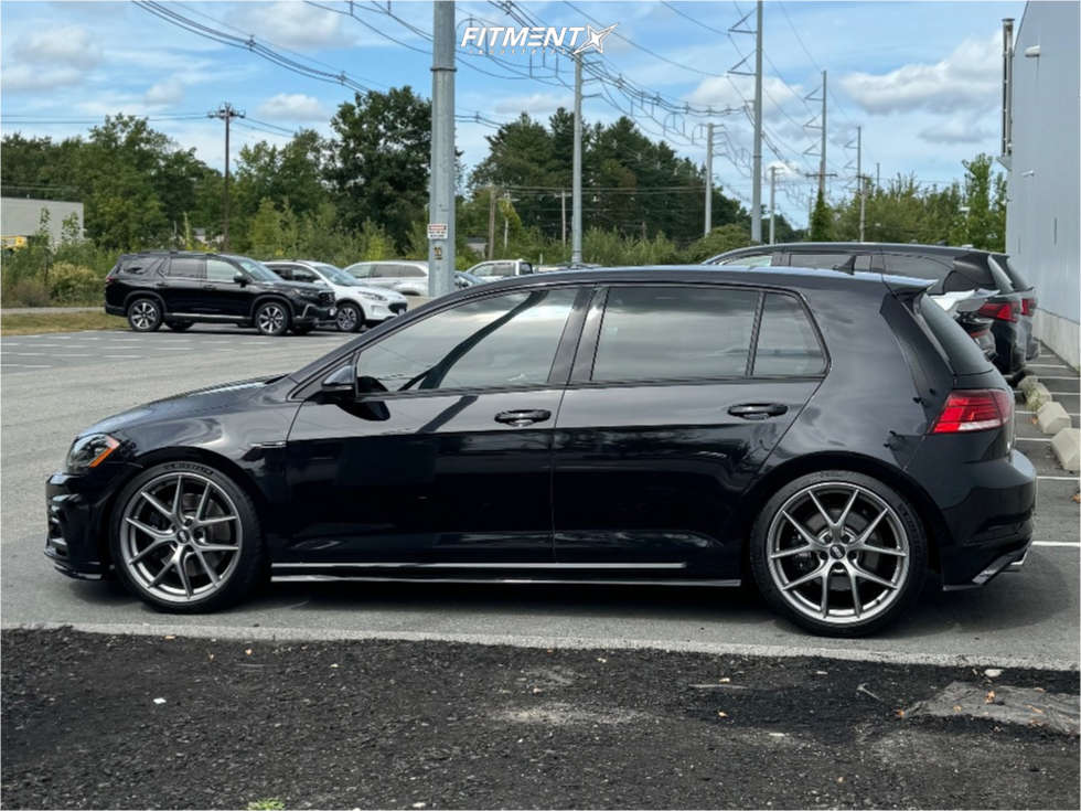 2018 Volkswagen Golf R Base with 19x8.5 BBS Ci-r and Michelin 245x35 on ...
