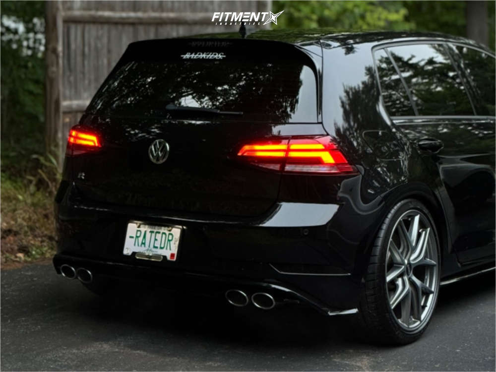 2018 Volkswagen Golf R Base with 19x8.5 BBS Ci-r and Michelin 245x35 on ...