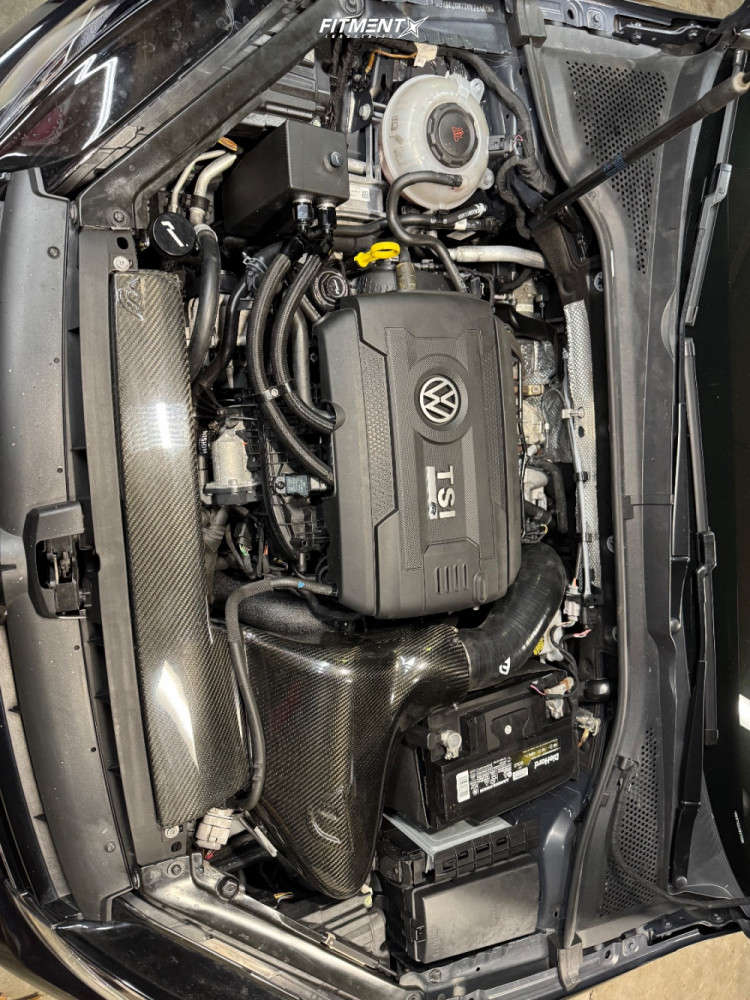 2018 Volkswagen Golf R Base with 19x8.5 BBS Ci-r and Michelin 245x35 on ...