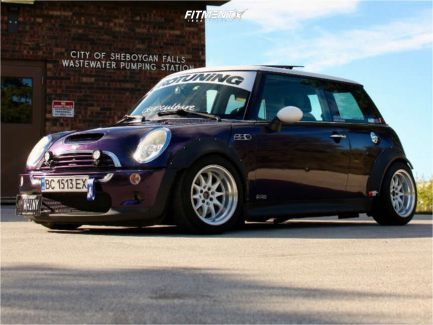 2004 Mini Cooper S with 15x8 Vors Tr3 and Toyo Tires 195x45 on ...