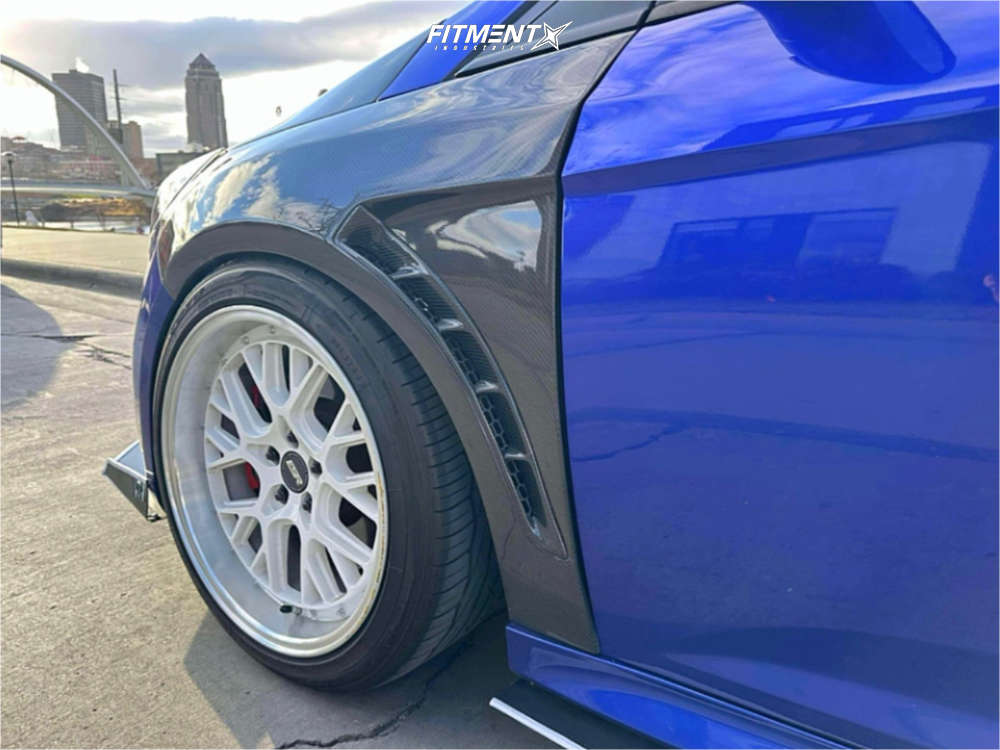 2014 Ford Focus ST with 18x9.5 ESR Cs11 and Toyo Tires 245x40 on ...