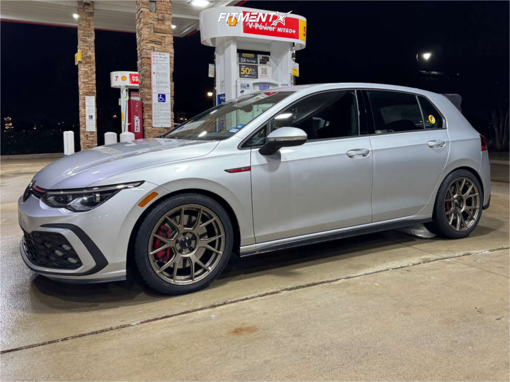 2023 Volkswagen GTI S with 18x8.5 Konig Ampliform and Continental 245x40 on Stock Suspension ...