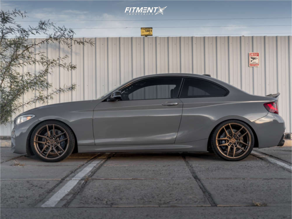 2015 BMW M235i Base with 19x8.5 Variant Helium and Michelin 225x35 on ...