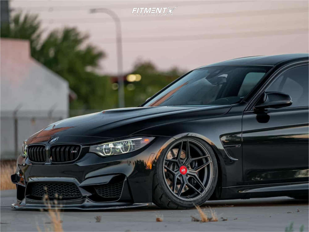 2015 BMW M3 Base with 19x10 Variant Xenon and Toyo Tires 265x35 on Air ...