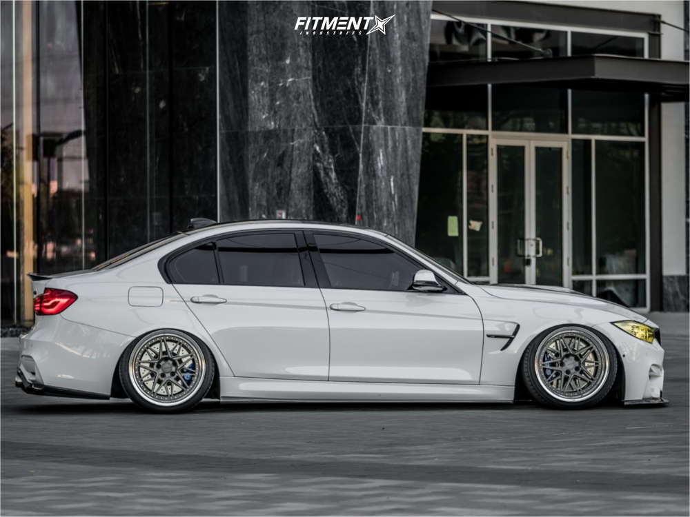 2015 BMW M3 Base with 19x10 Variant SZK-3P and Hankook 265x35 on Air ...