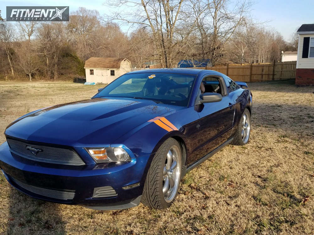 2010 Ford Mustang Base with 20x8.5 Vision Legend 5 and Lionhart 255x35 ...