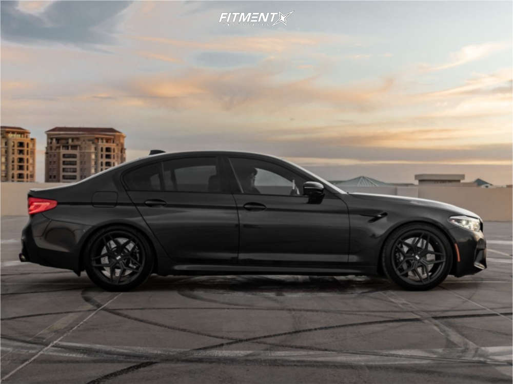 2018 BMW M5 Base with 20x10 Variant Xenon and Pirelli 275x35 on Stock ...