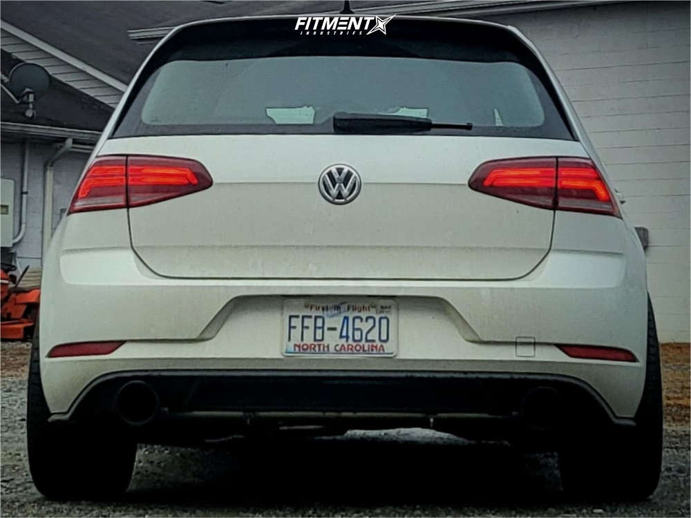 2018 Volkswagen GTI SE with 18x9.5 Konig Hypergram and Michelin 255x40 ...