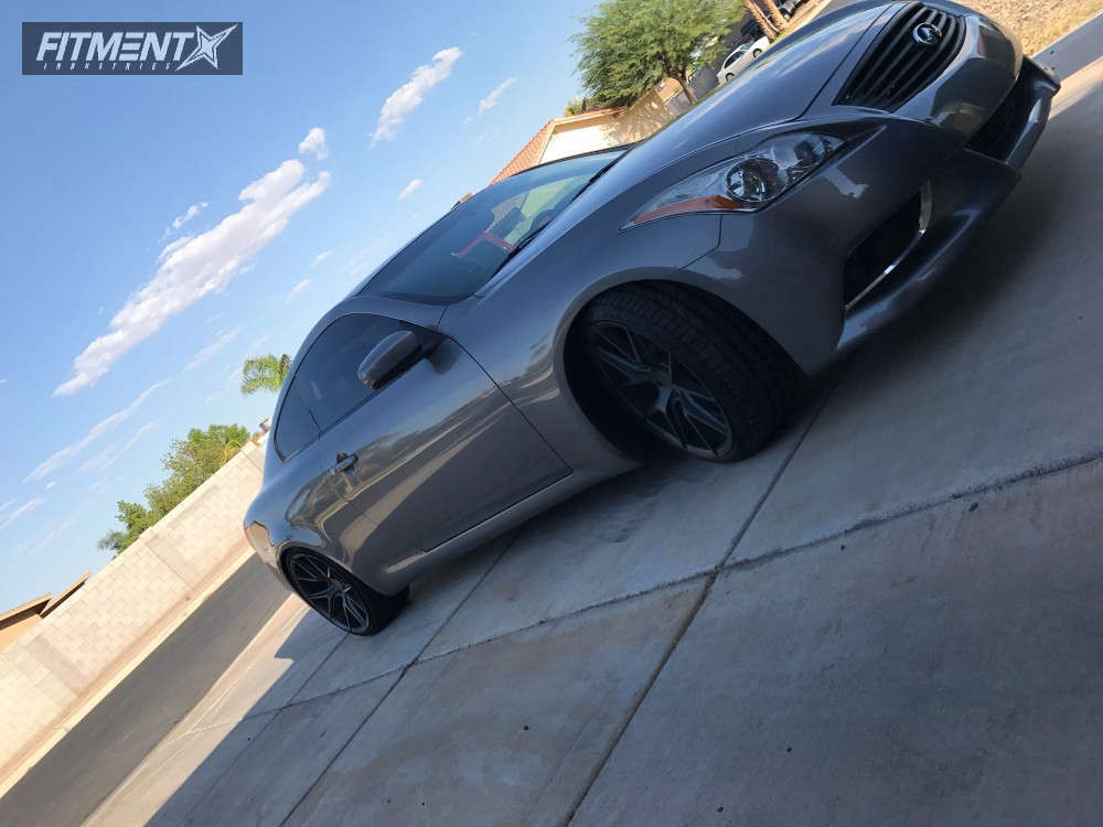 2008 INFINITI G37 Base with 20x9 Verde Axis and Pirelli 235x35 on ...