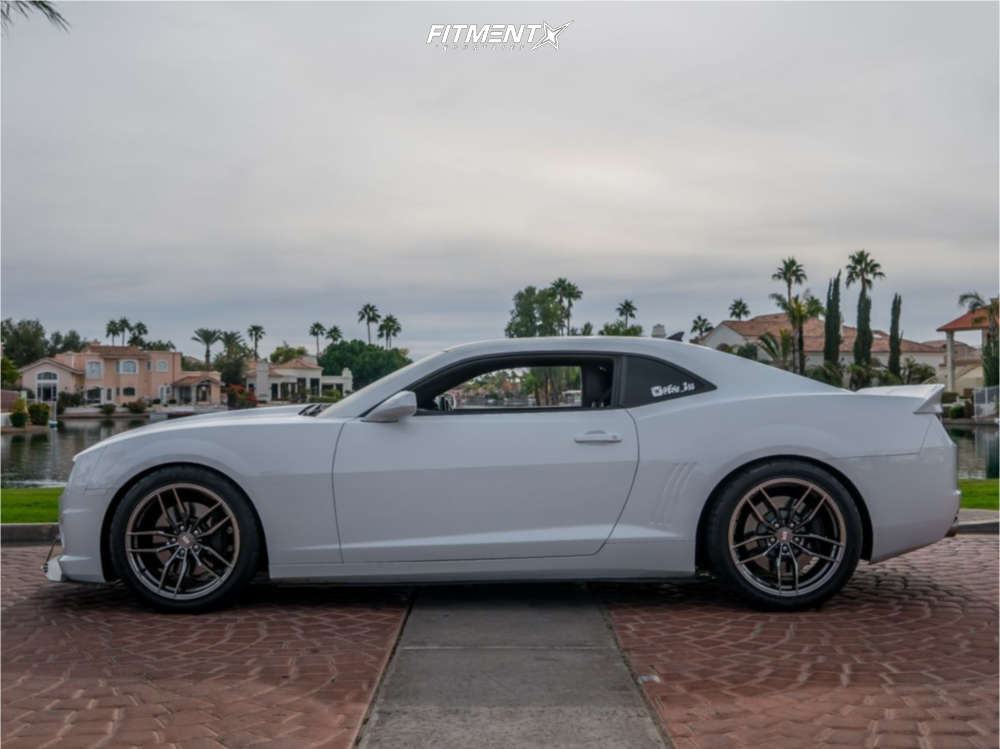 2015 Chevrolet Camaro SS with 20x9 Variant Krypton and Nitto 255x40 on ...