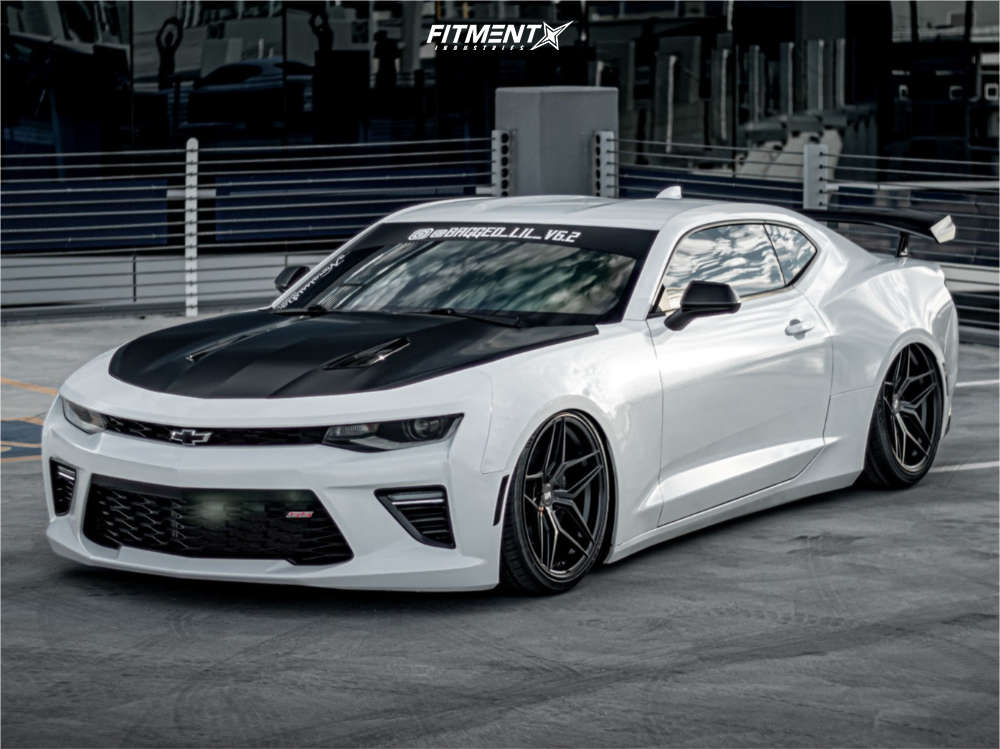 2021 Chevrolet Camaro SS with 20x10 Variant Xenon and Lexani 275x30 on ...