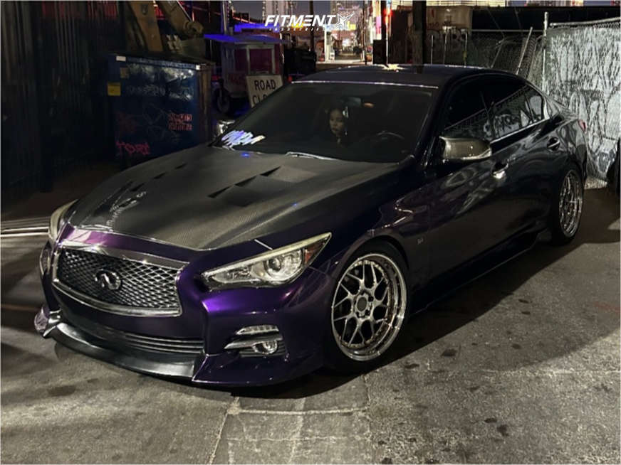 2017 INFINITI Q50 Base with 19x9.5 Aodhan Ds01 and Toyo Tires 245x40 on ...