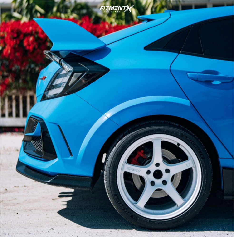 2021 Honda Civic Type R with 18x9.5 Gram Lights 57cr and Michelin ...