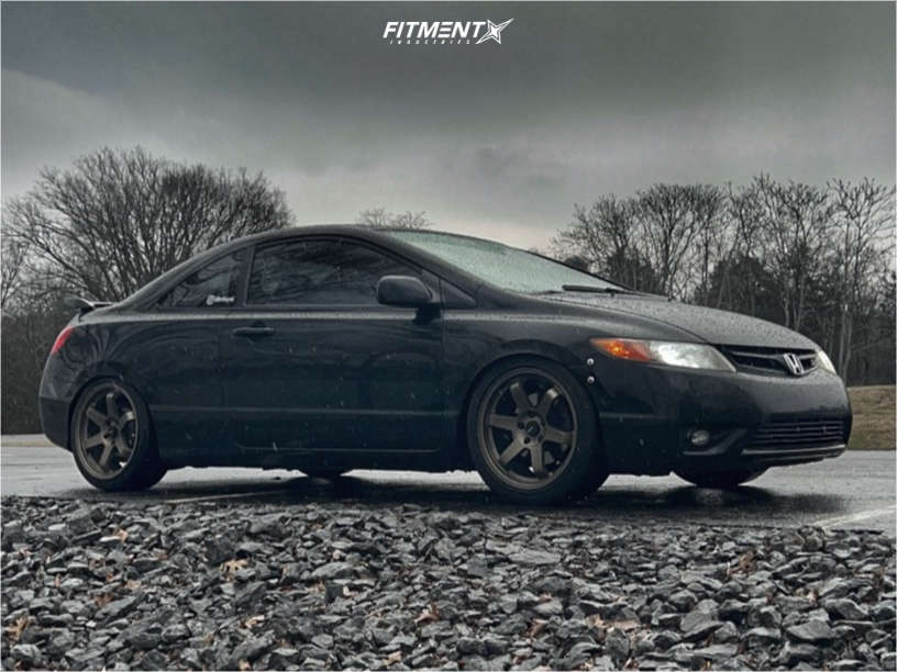 2008 Honda Civic Si with 18x8.5 AVID1 AV6 and Road Hugger 225x40 on ...