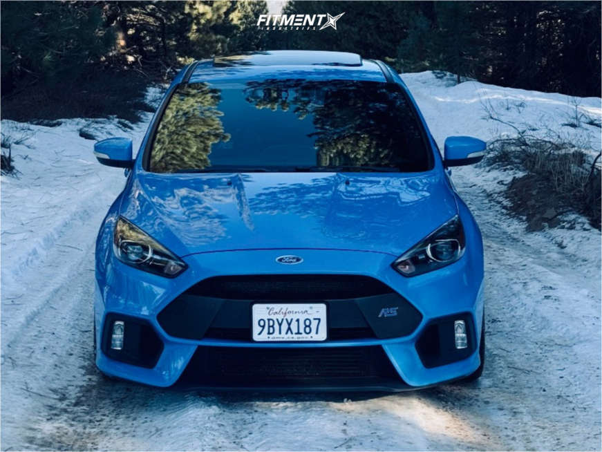 2017 Ford Focus RS with 18x9.5 Enkei Nt03m and Michelin 245x40 on Stock ...