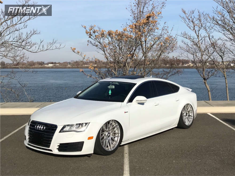 2013 Audi RS7 Base with 20x10 Rotiform Rse and Triangle 265x40 on Air ...