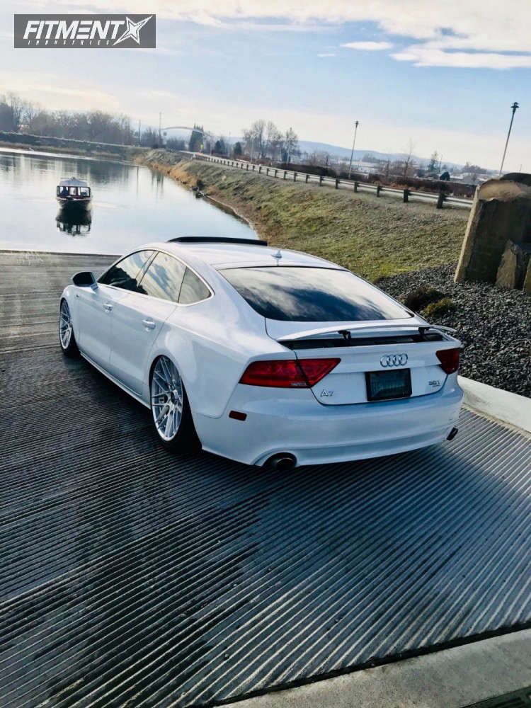 2013 Audi RS7 Base with 20x10 Rotiform Rse and Triangle 265x40 on Air ...