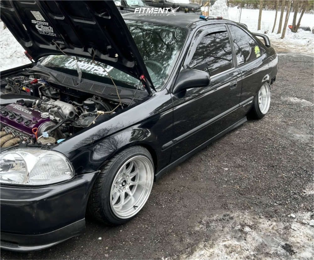 1988 Honda Civic DX with 15x9 MST Mt11 and Haida 195x45 on Coilovers ...