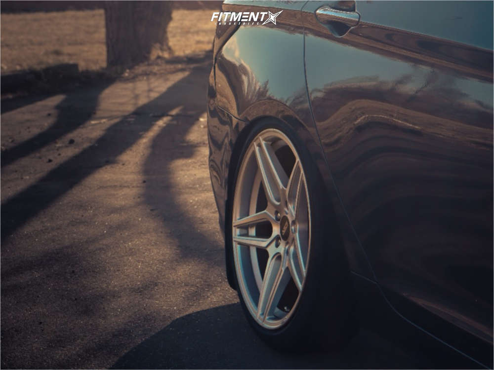 2013 Hyundai Sonata Limited with 18x8.5 ESR Rf15 and Lexani 225x40 on ...