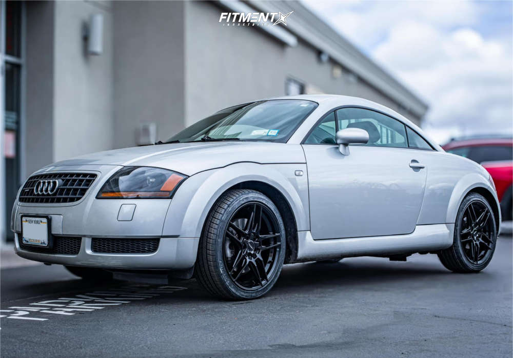 2005 Audi TT Base with 18x7.5 Motiv Matic and Michelin 225x40 on Stock ...