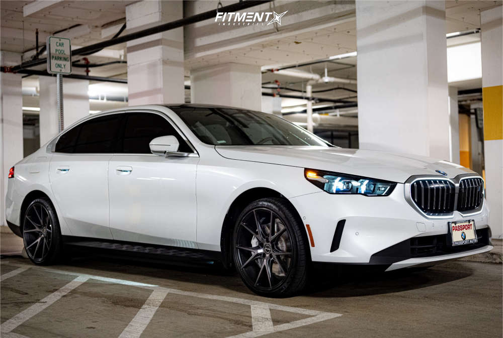 2024 BMW I5 eDrive40 with 20x8.5 INOVIT Speed and Lexani 245x35 on ...