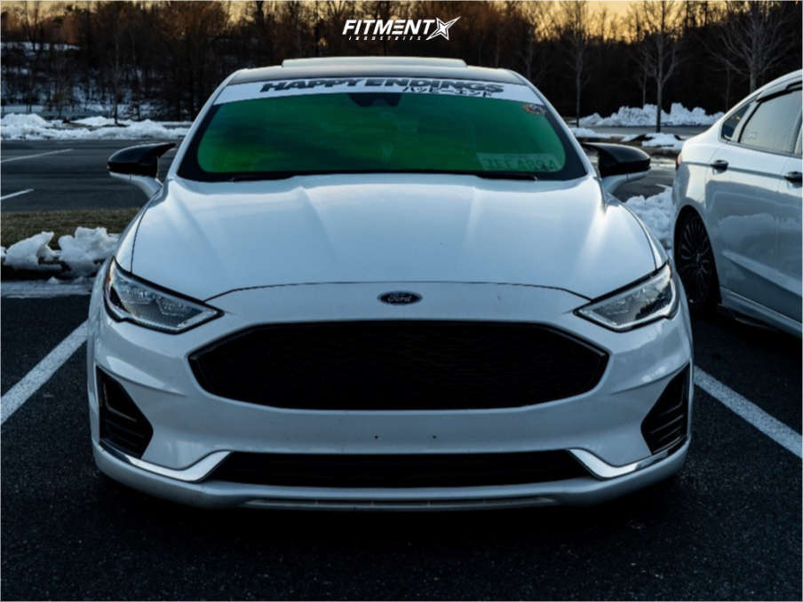 2019 Ford Fusion SEL with 18x8 Voxx Cotto and Lexani 225x40 on ...
