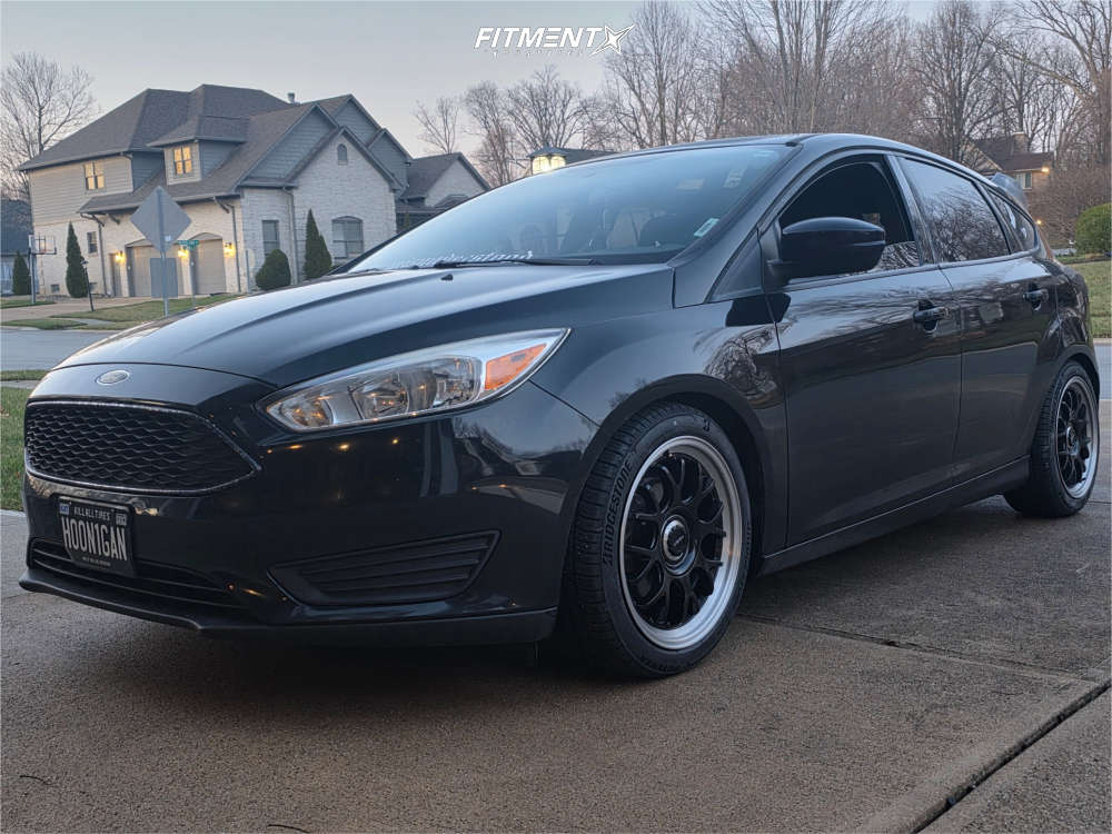 2017 Ford Focus SE with 17x8 Vision Alpine and Bridgestone 215x45 on ...
