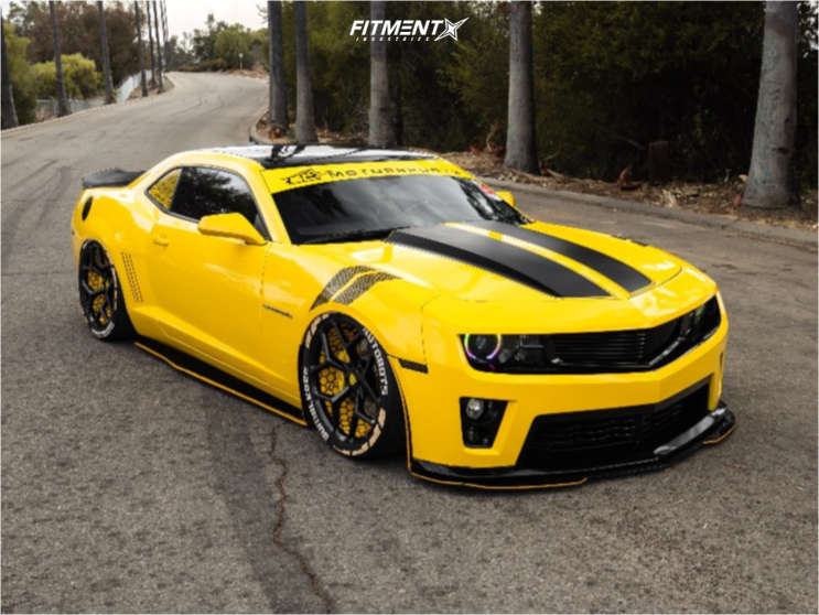 2016 Chevrolet Camaro SS with 20x10 MRR M228 and Michelin 285x35 on Air ...