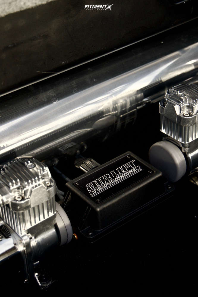 2006 BMW M3 Base with 19x8.5 MRR Gf6 and Goodyear 245x35 on Air ...