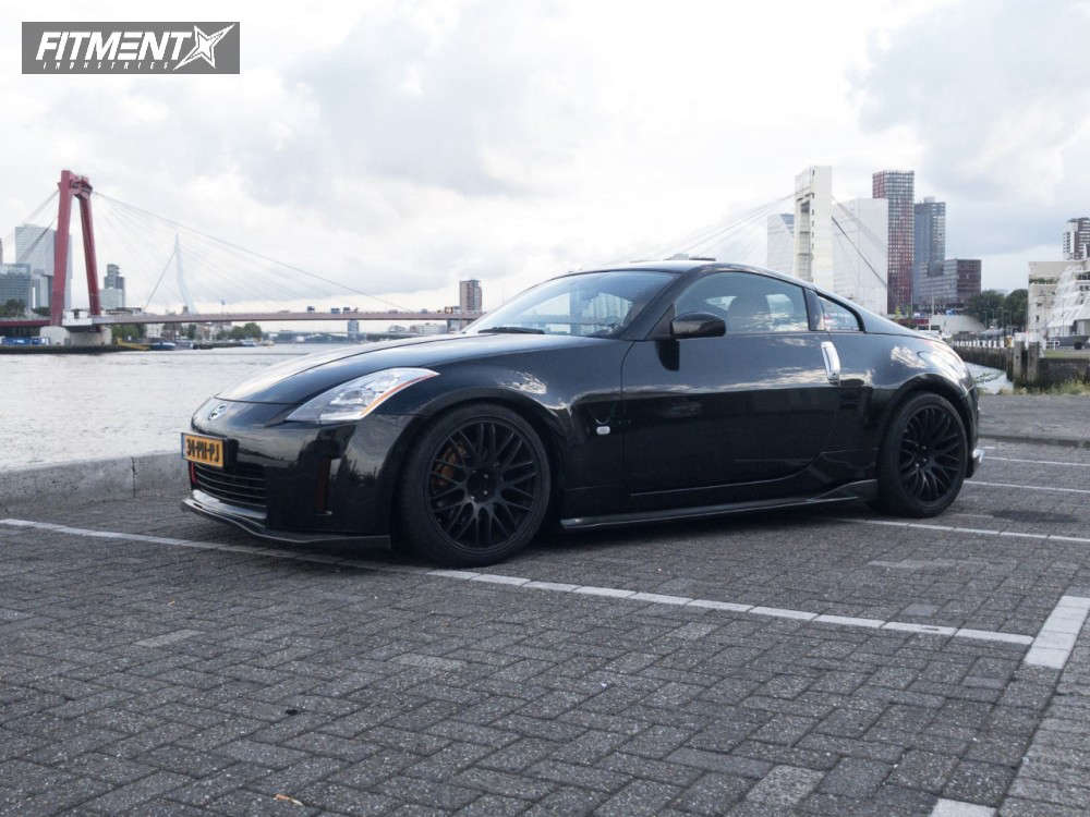 2004 Nissan 350Z Base with 19x8.5 Tenzo R Type-M and Pirelli 245x35 on ...