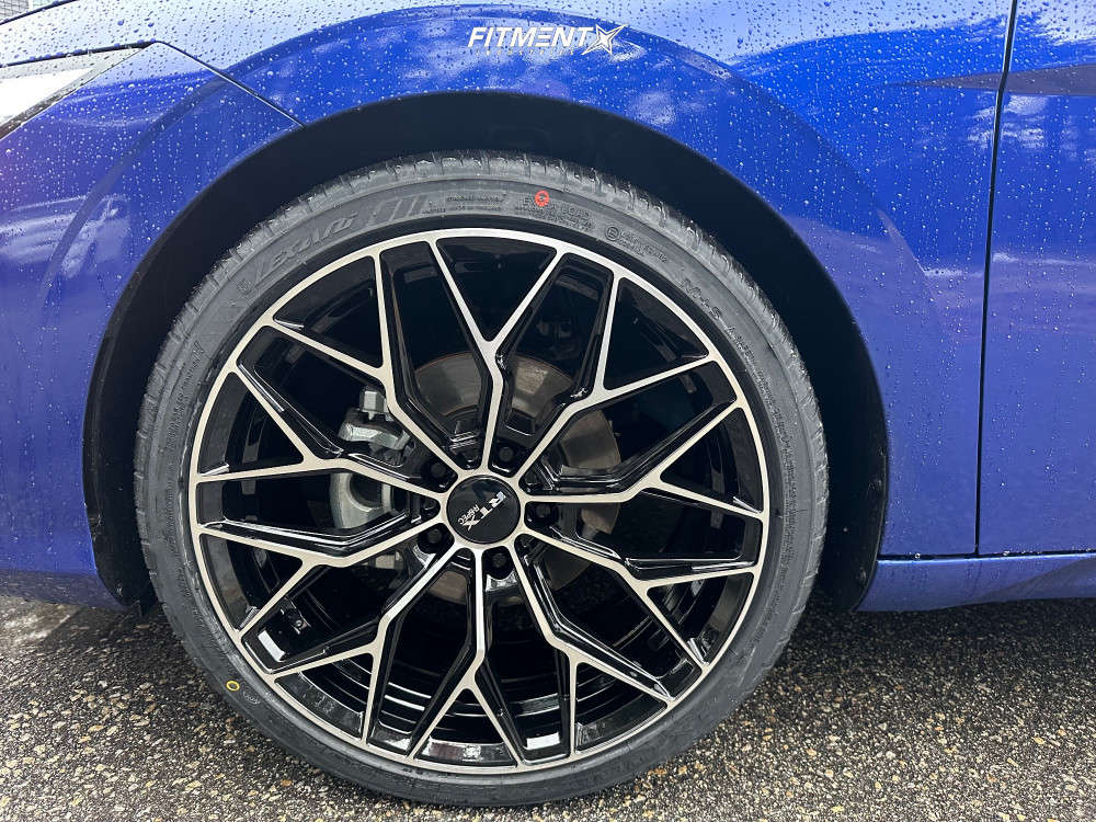 2025 Hyundai Elantra SE with 19x8.5 RTX R-Spec Rs02 and Lexani 245x35 ...