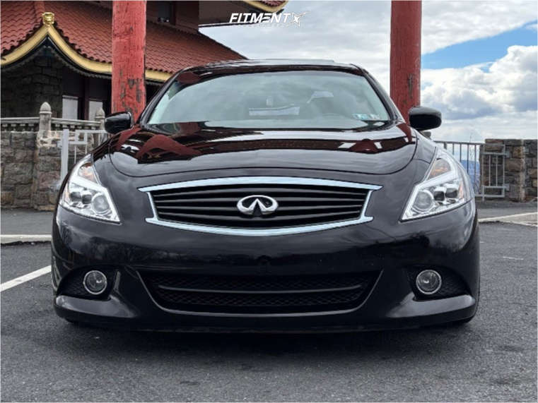 2012 INFINITI G37 Base with 18x9.5 Aodhan Ds08 and Fullway 245x40 on ...