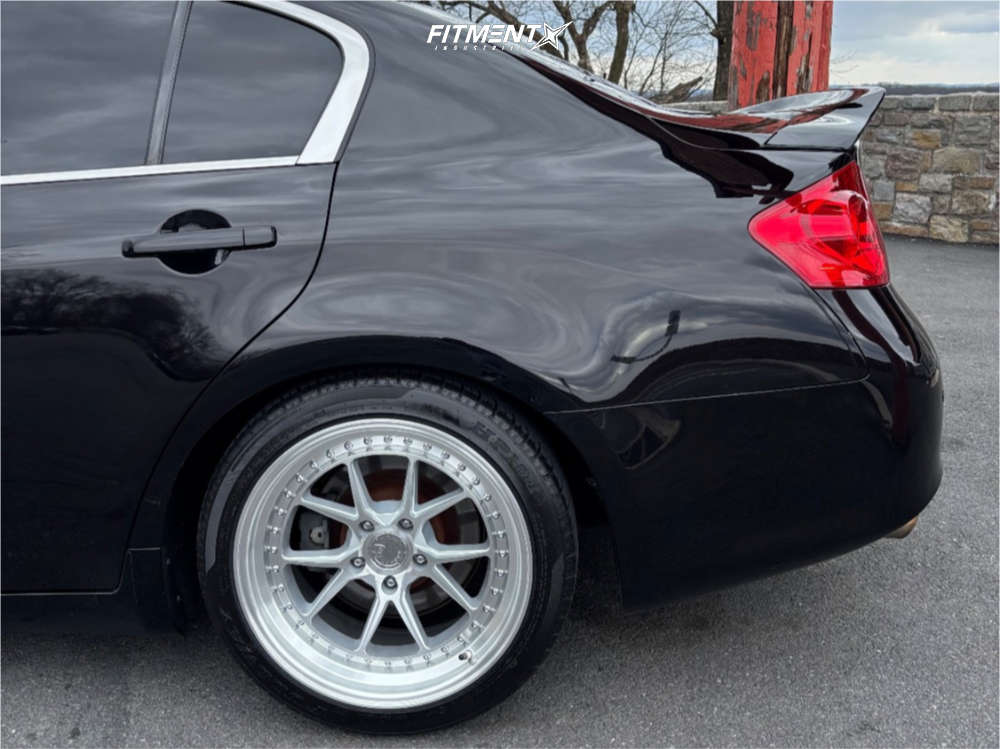 2012 INFINITI G37 Base with 18x9.5 Aodhan Ds08 and Fullway 245x40 on ...