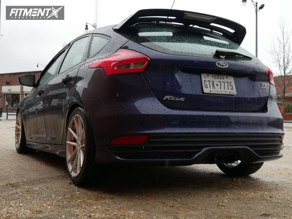 2016 Ford Focus ST with 18x8.5 TSW Bathurst and Firestone 235x40 on ...