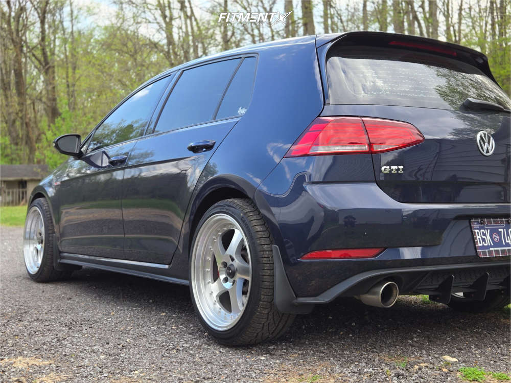 2018 Volkswagen GTI SE with 18x9 Vors Vr2 and Venom Power 225x40 on ...