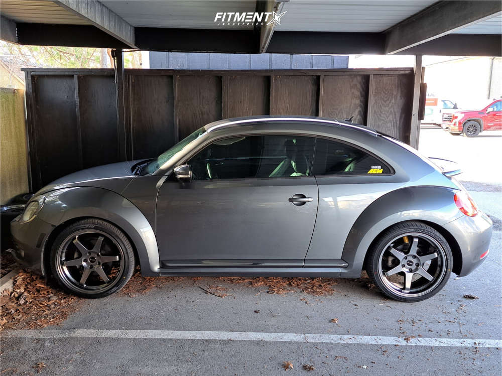 2012 Volkswagen Beetle Base with 19x8.5 Vors Tr37 and Lexani 245x35 on ...