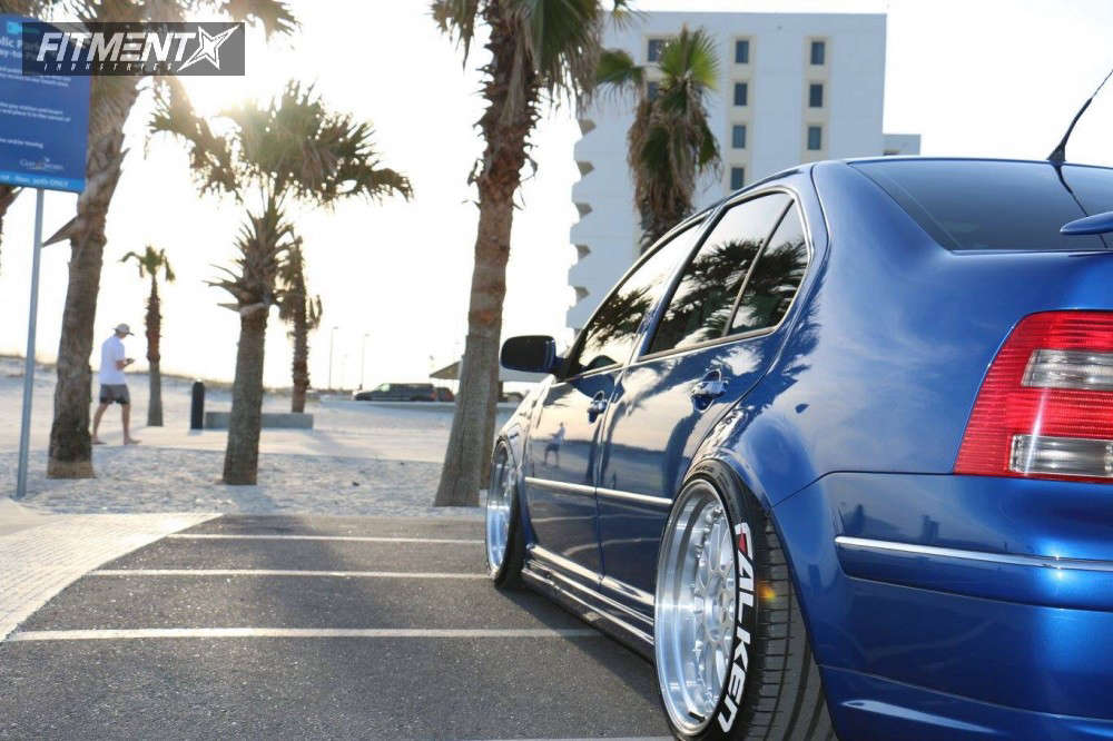 2005 Volkswagen Jetta GLI with 18x8.5 ESR Sr05 and Falken 225x40 on Air ...
