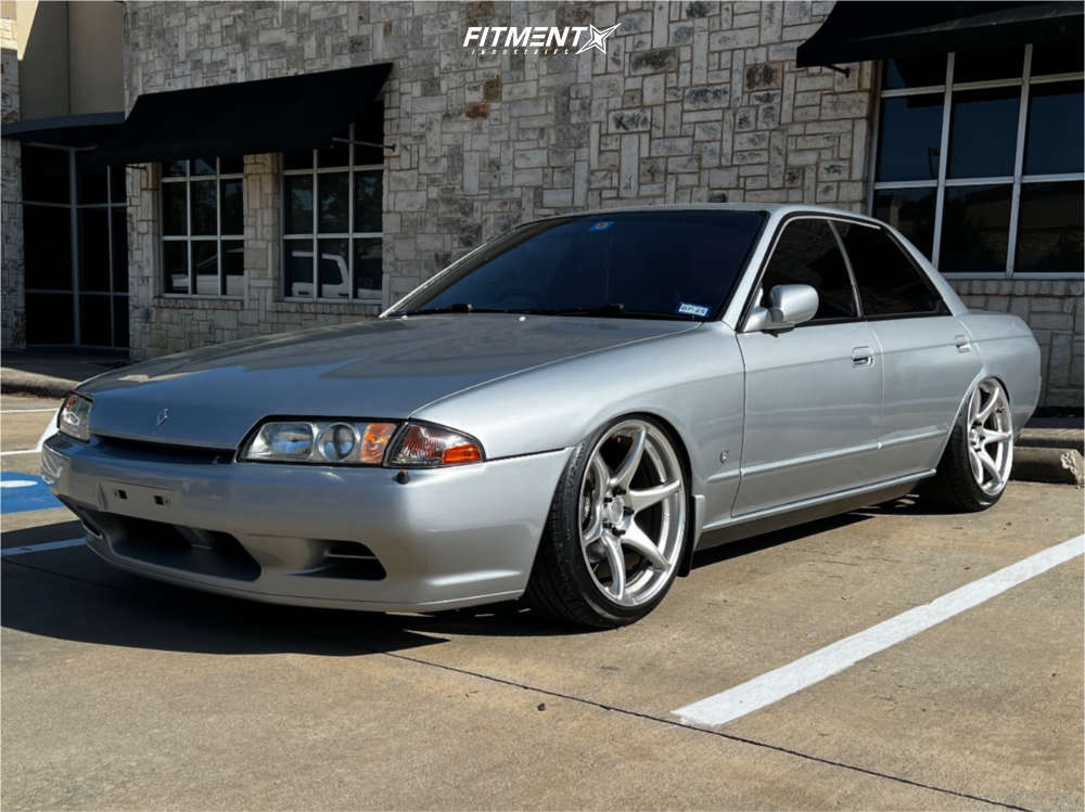 1989 Nissan Skyline R32 Base with 18x9.5 Kansei Tandem and Hankook ...