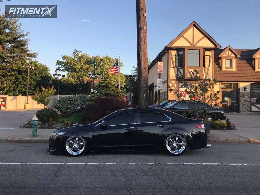 2009 Acura TSX 4dr Sedan w/Technology Package (2.4L 4cyl 5A) with 19x10 ...